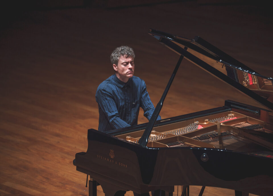 Paul Lewis – Maestro Arts